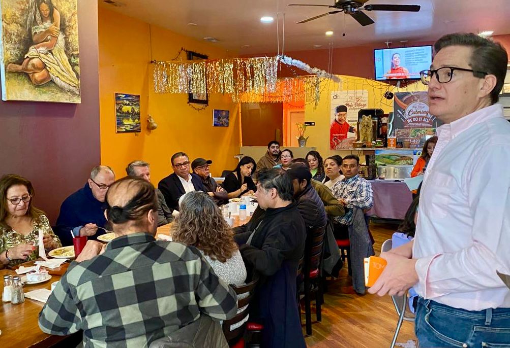 DIÁLOGOS CON “CHILANGOS” EN CHICAGO… - Periódico La Prensa